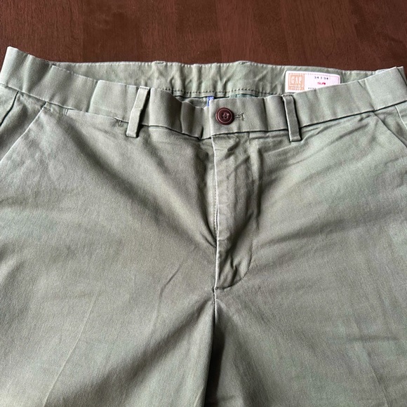 GAP | Pants | Green Slim Chinos | Poshmark